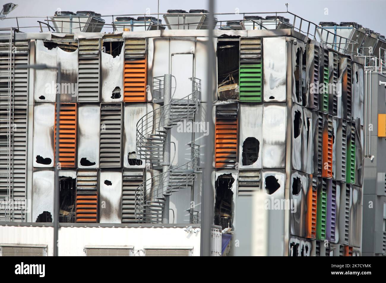 Batiment incendie hi-res stock photography and images - Alamy