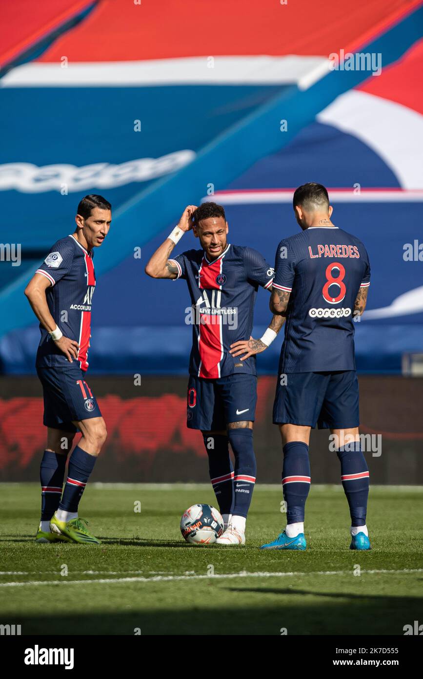 Neymar jr ángel di maria hi-res stock photography and images - Alamy