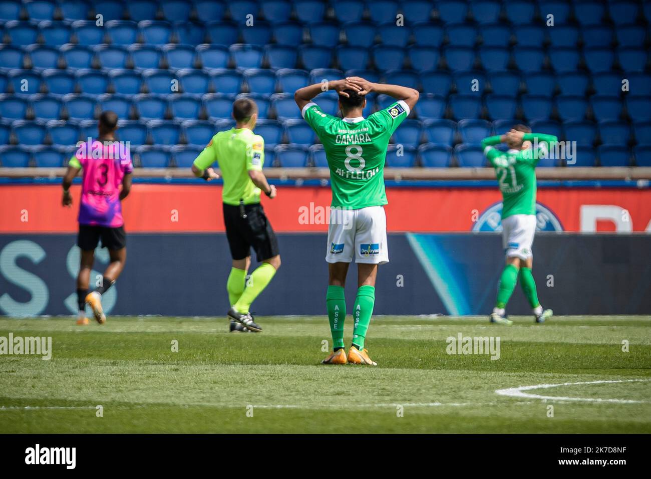 Aurelien Morissard / IP3; Saint-Etienne's team reacts during the French ...