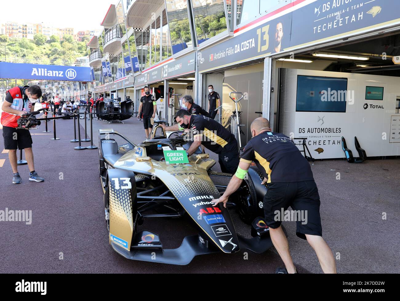 Stand de formule e hi-res stock photography and images - Alamy