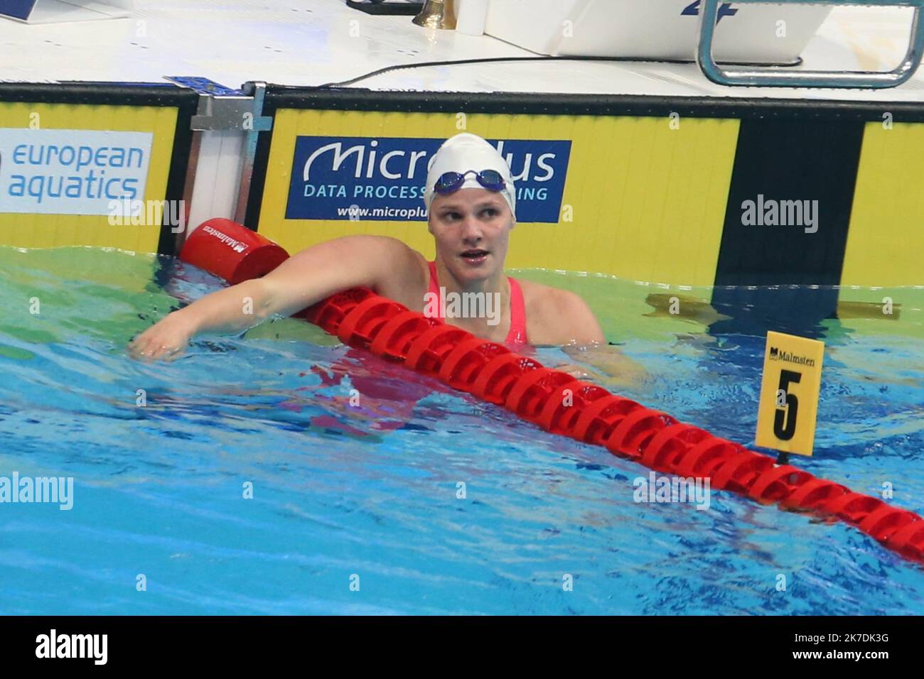 ©Laurent Lairys/MAXPPP - Marie Wattel of France Final 100 m Freestyle ...