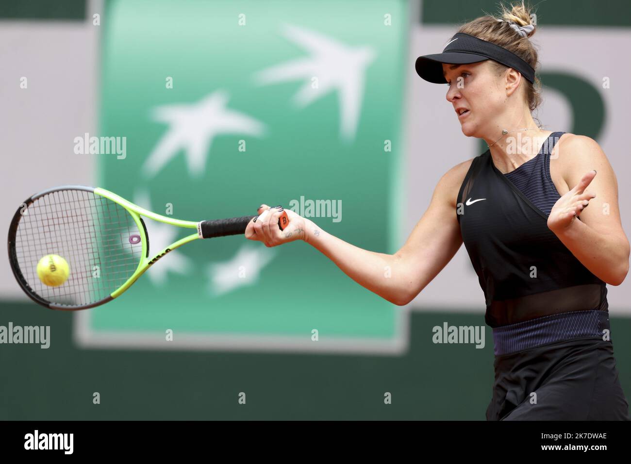 ©Sebastien Muylaert/MAXPPP - Elina Svitolina of Ukraine plays a forehand during her Women's ...