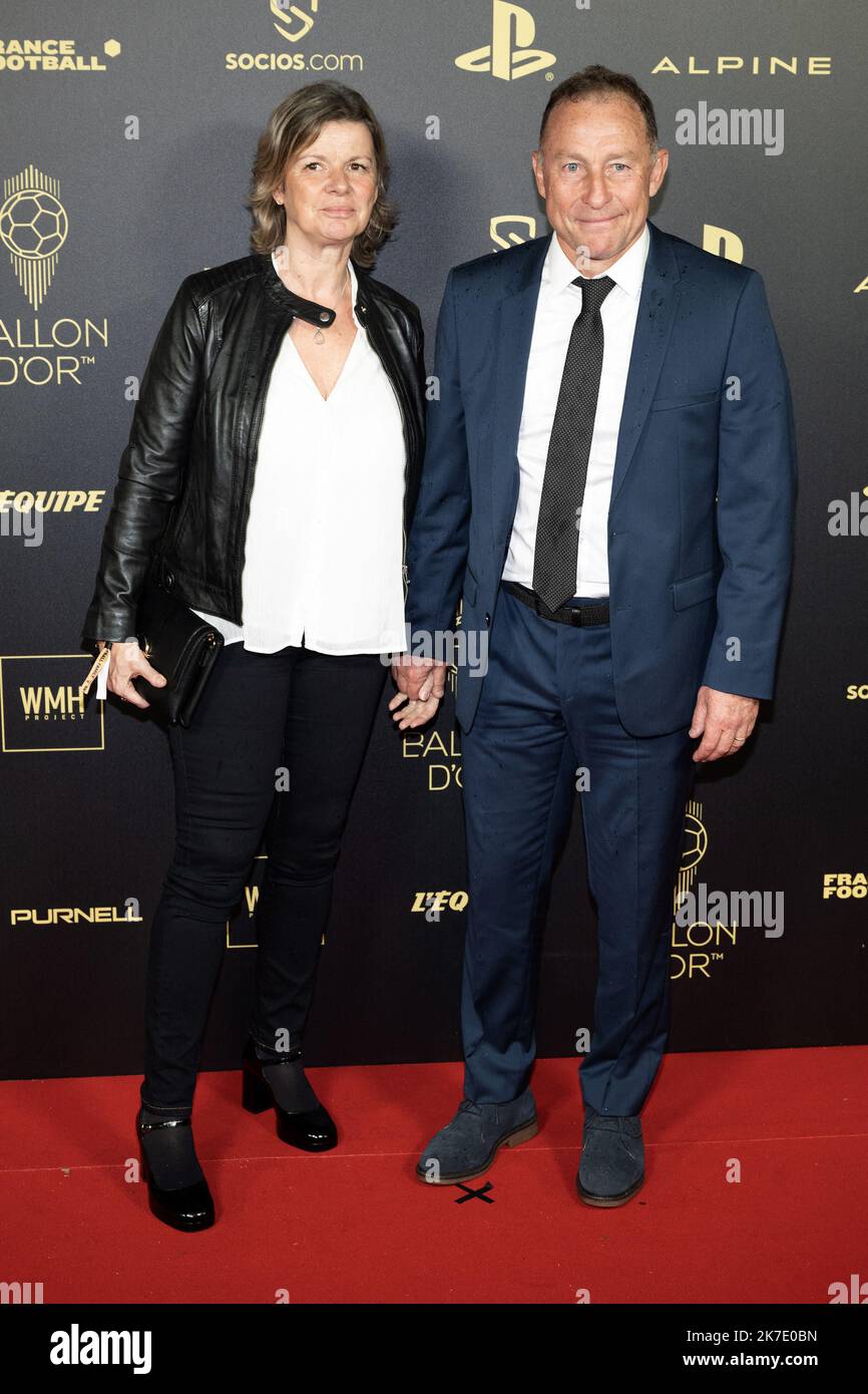 Paris, France. 17th Oct, 2022. Jean-Pierre Papin and his wife Florence ...
