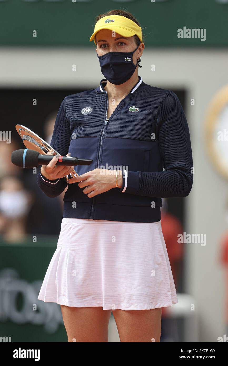 Roland garros trophy 2021 hi-res stock photography and images - Alamy