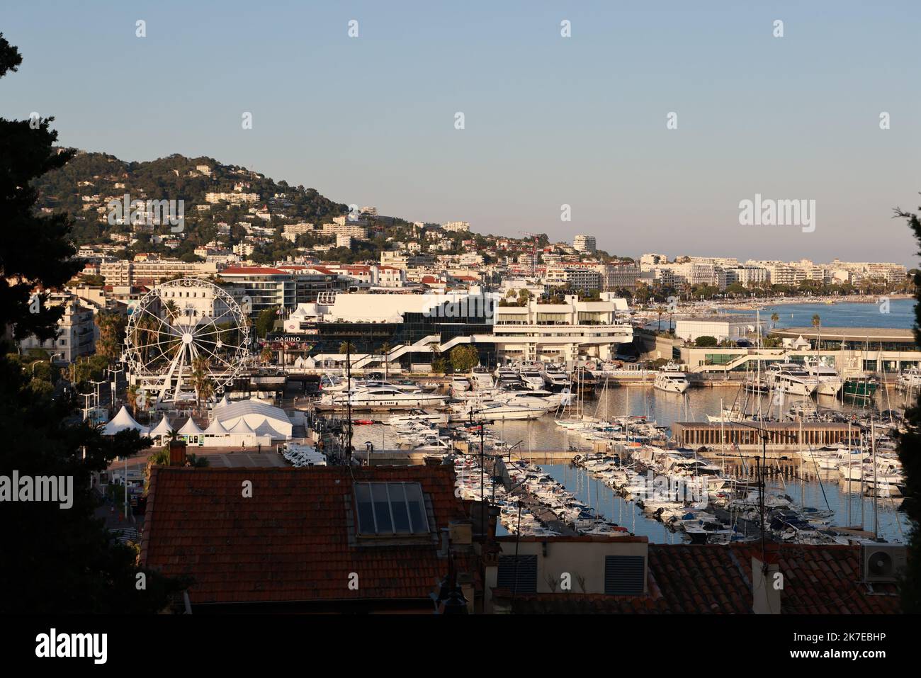 Cannes harbour 2021 hi-res stock photography and images - Alamy