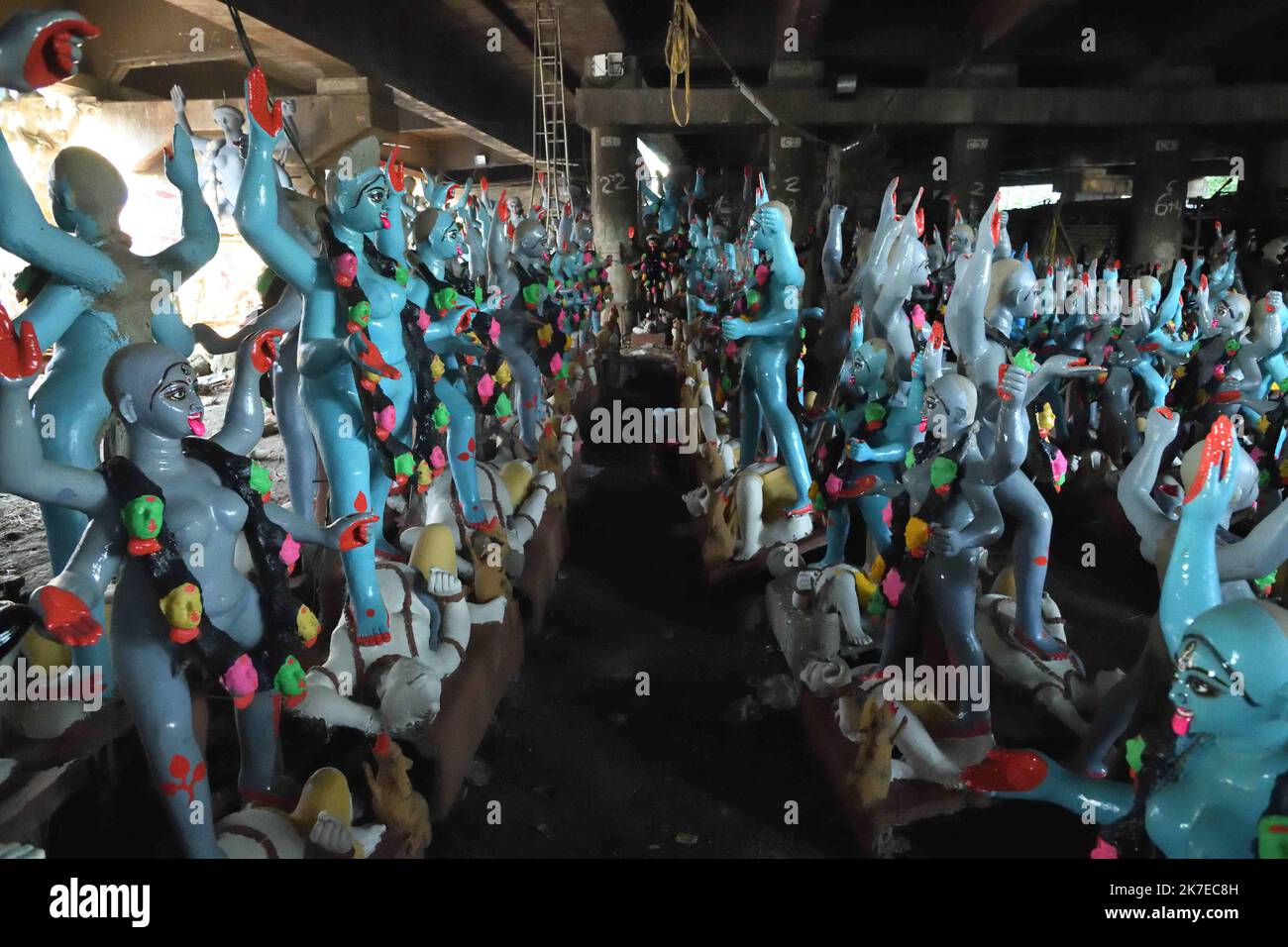 Howrah, West Bengal, India. 17th Oct, 2022. Clay idol of goddess Kali ...