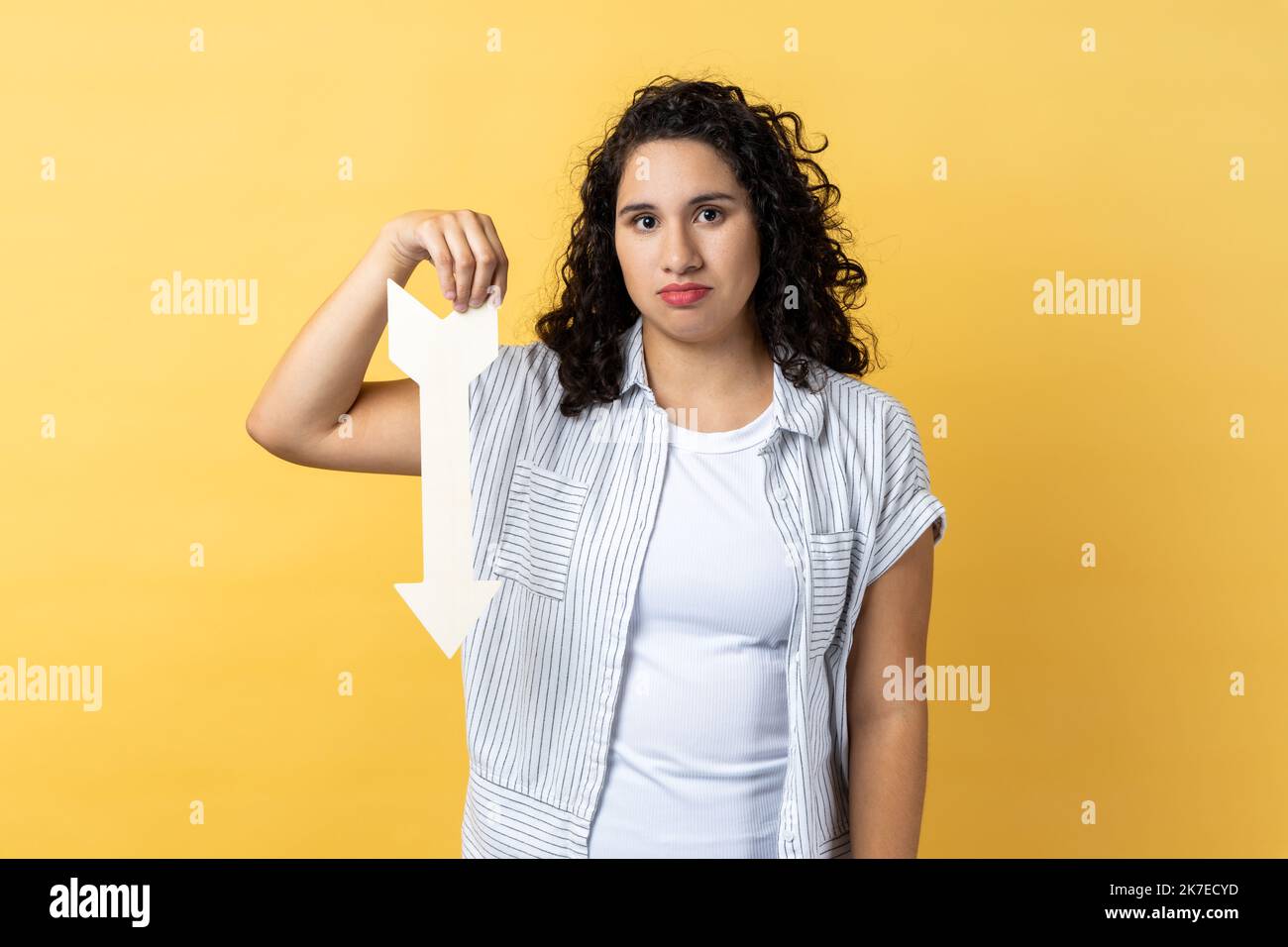 Sad indian woman hi-res stock photography and images - Alamy
