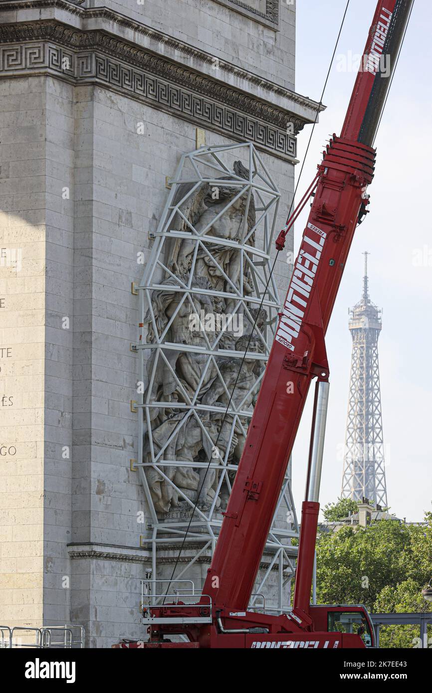 ©Sebastien Muylaert/MAXPPP - Sculptures of the the Arc de triomphe ...