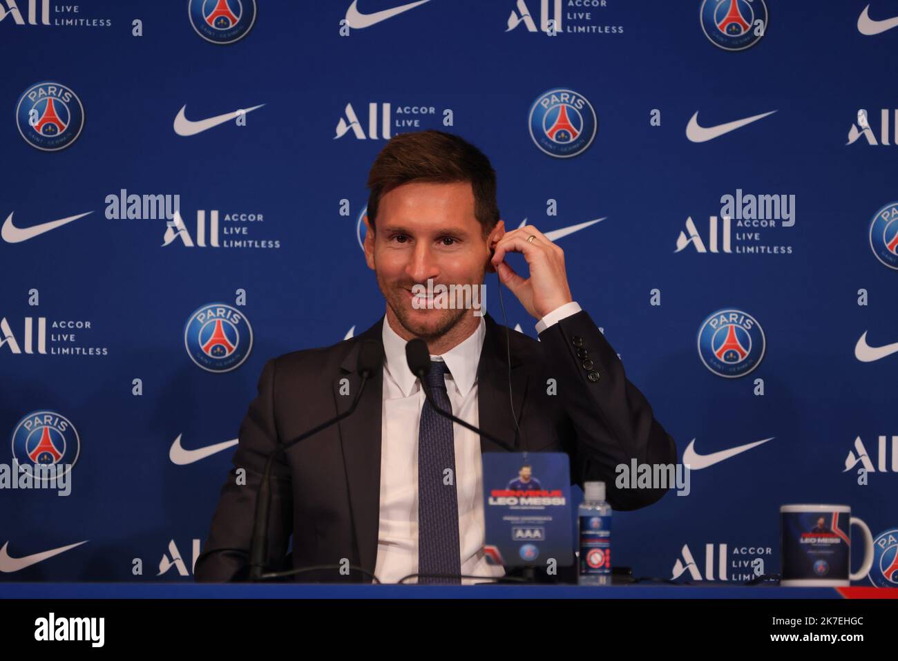 Lionel messi presentation hi-res stock photography and images - Alamy