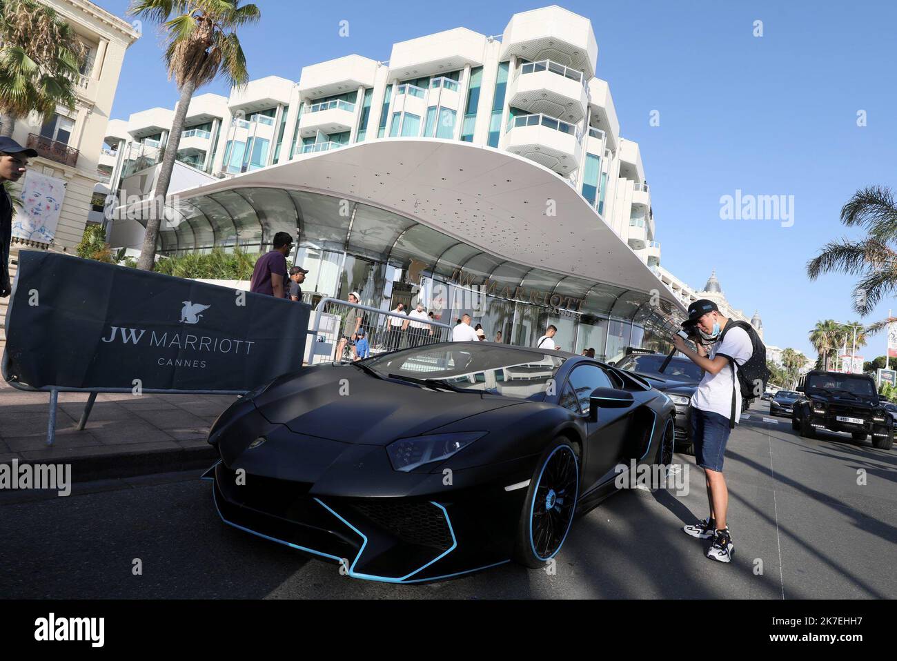 ©PHOTOPQR/NICE MATIN/Patrice Lapoirie ; Cannes ; 12/08/2021 ; clientèle ...
