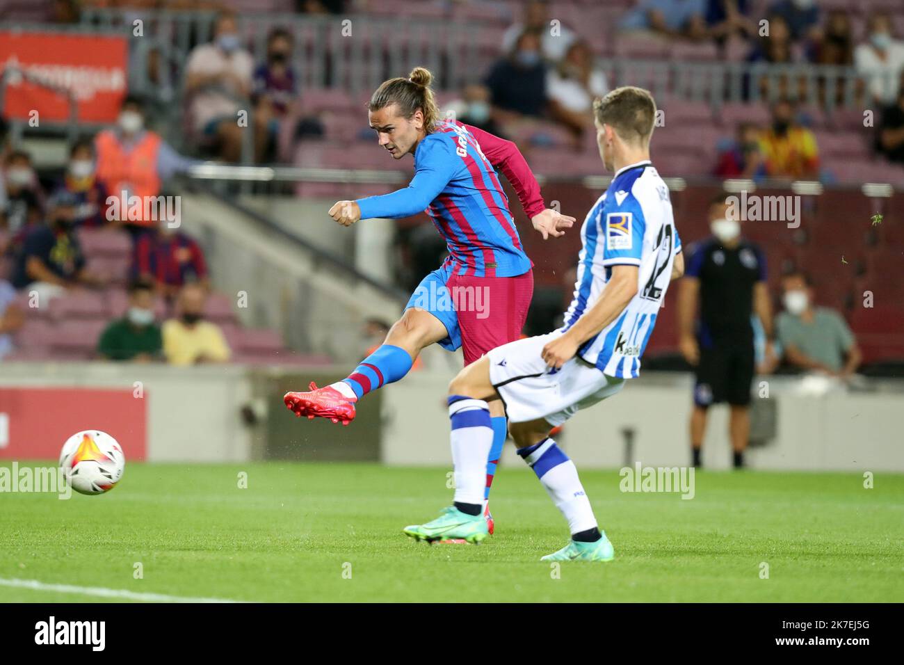 Antoine griezmann du fc barcelone hi-res stock photography and images ...