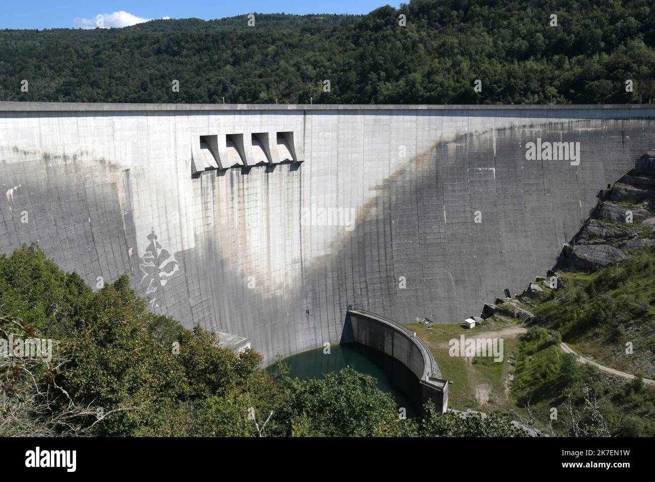 Barrage de vouglans hi-res stock photography and images - Alamy