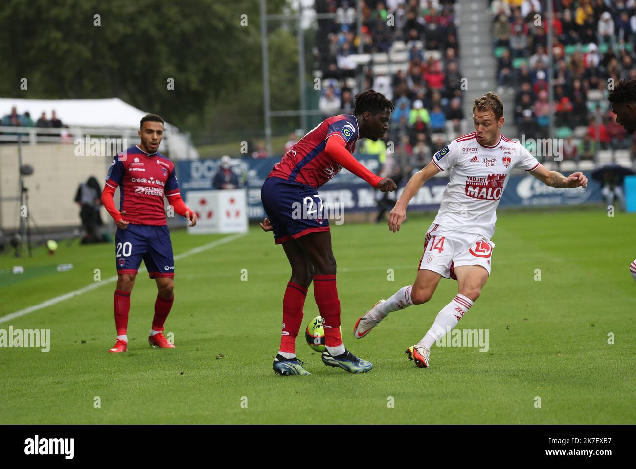 Thierry LARRET / MAXPPP. Football.Ligue 1 Uber Eats. Clermont Foot 63 vs Stade Brestois 29 ...