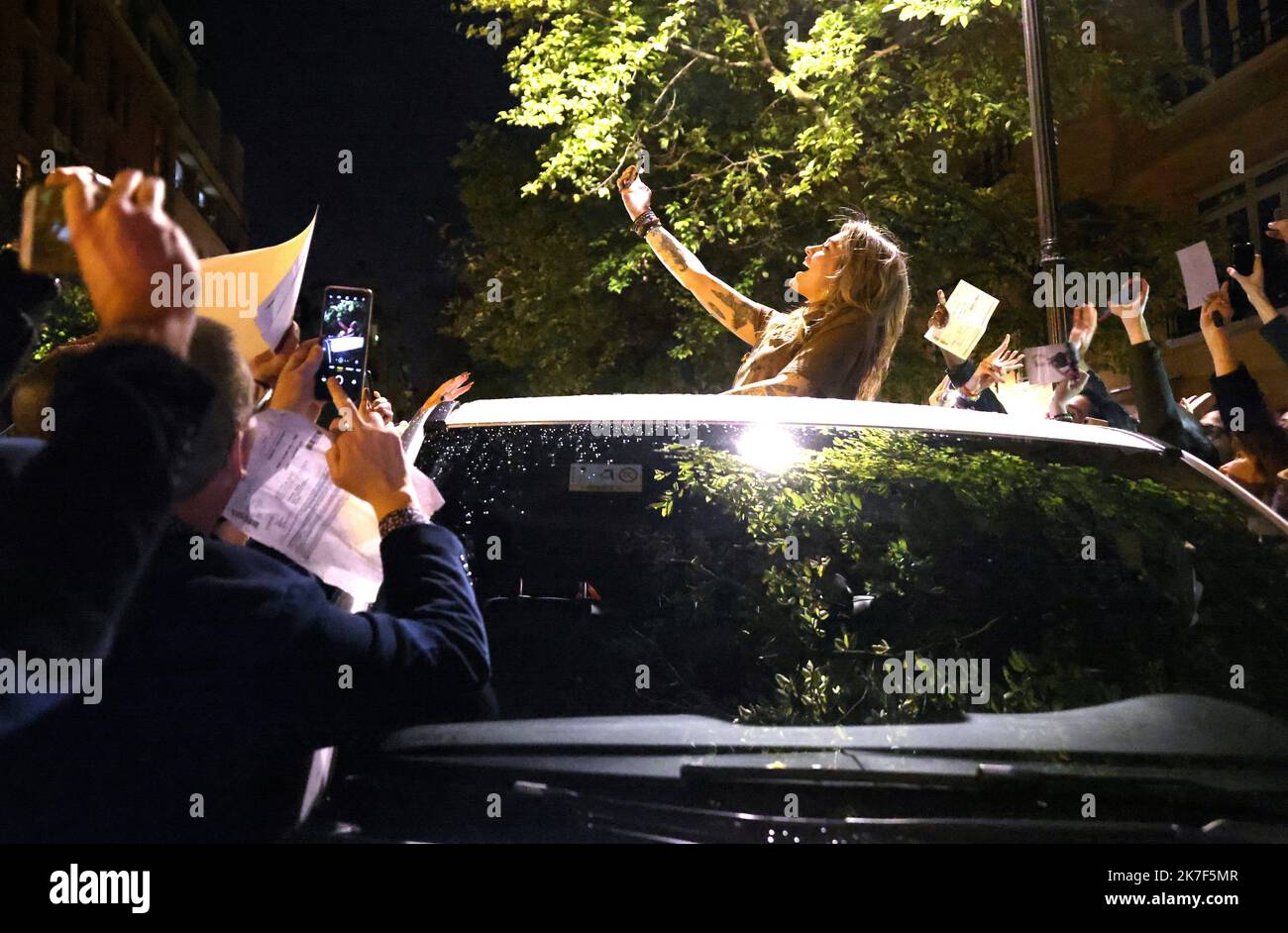 Fille pop hi-res stock photography and images - Alamy