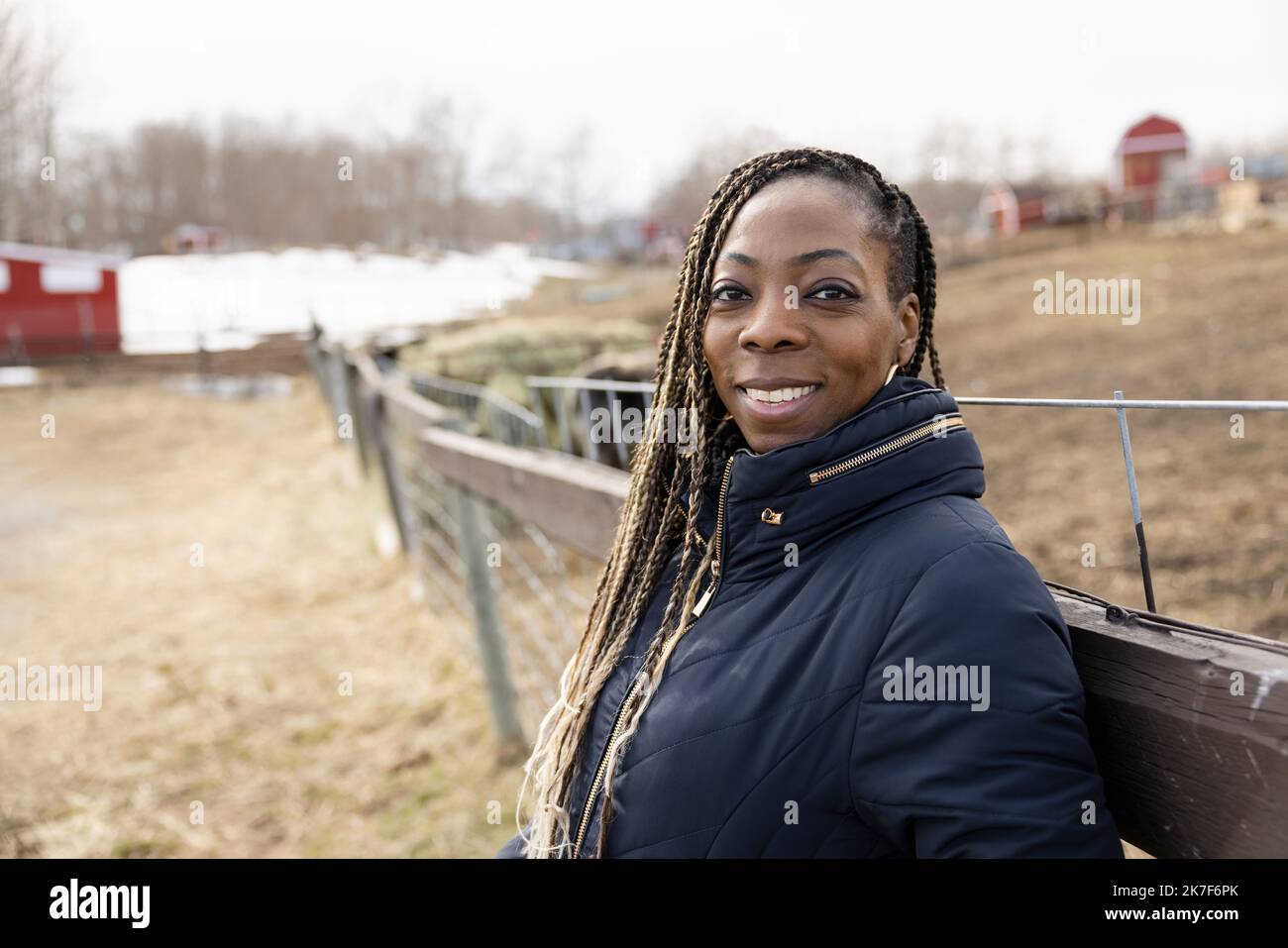 Spring happy woman hi-res stock photography and images - Alamy