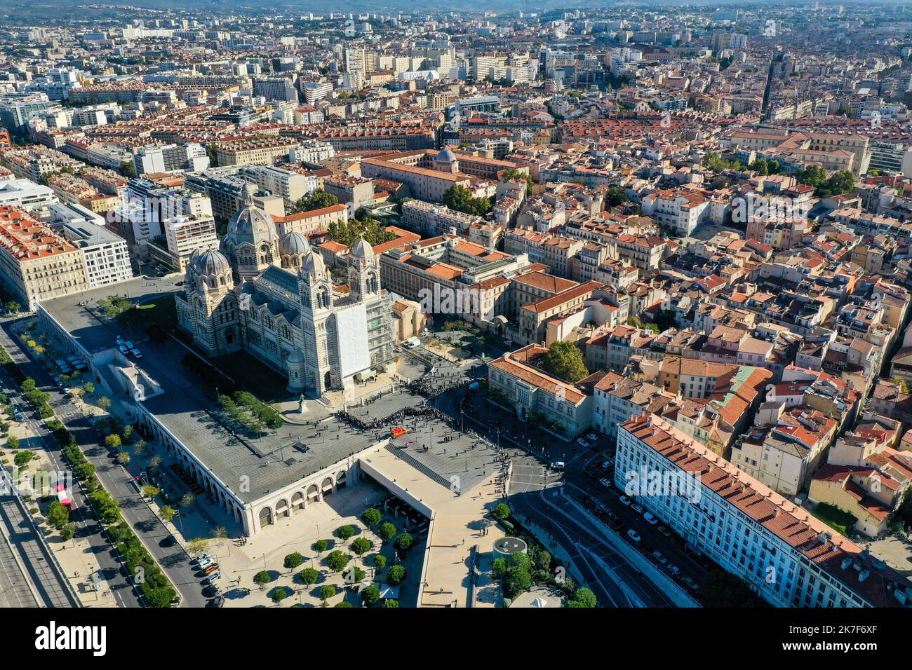 ©StringerM / Le Pictorium/MAXPPP - Les obseques de Bernard Tapie a la ...