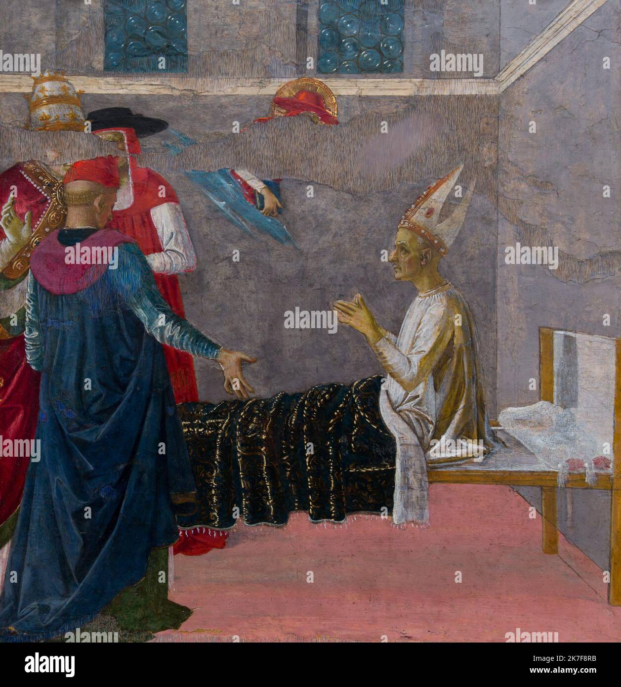 Tiara papale hi-res stock photography and images - Alamy