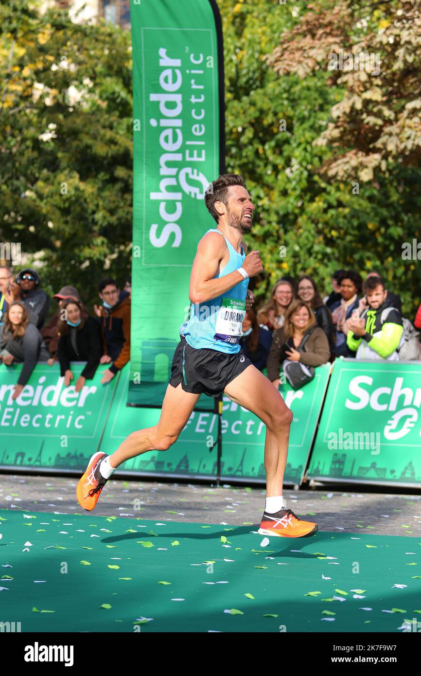 Paris marathon 2021 hi-res stock photography and images - Alamy Paris marathon 2021 hi-res stock photography and images - Alamy