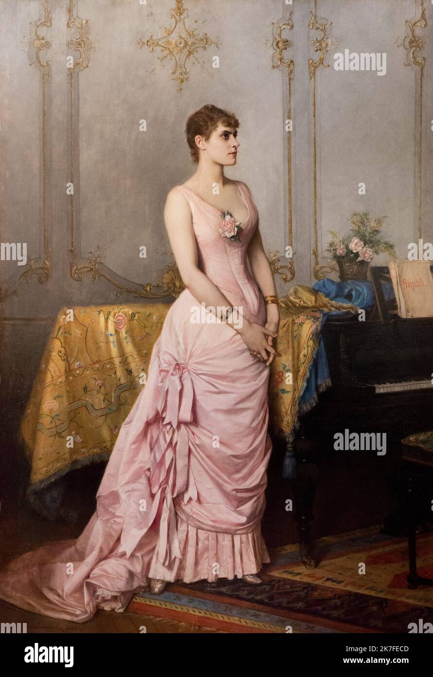 Mains au piano hi-res stock photography and images - Alamy