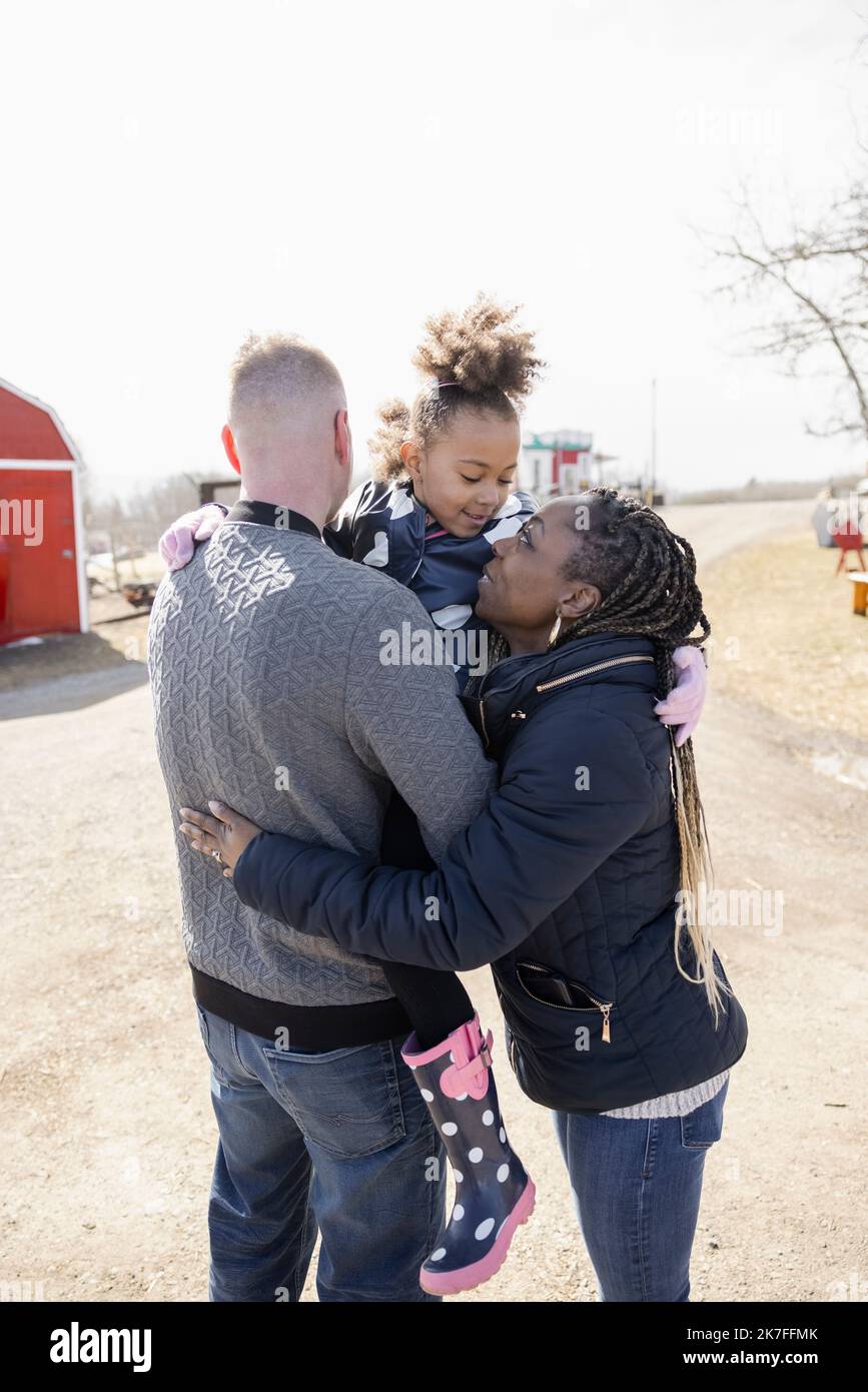 Father daughter hugging farm hi-res stock photography and images - Alamy