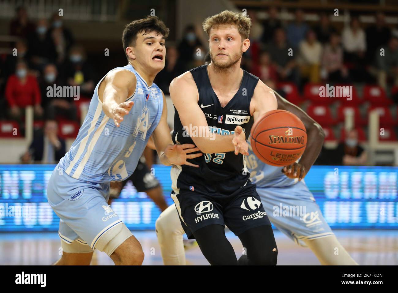 Thierry Larret / Maxppp. Basket Pro B. JA Vichy Clermont Metropole vs ...