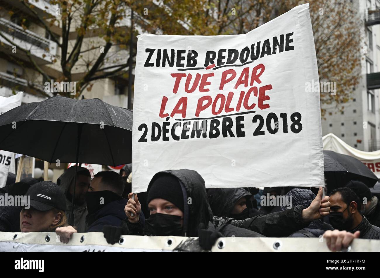 Drapeau noir et jaune hi-res stock photography and images - Alamy
