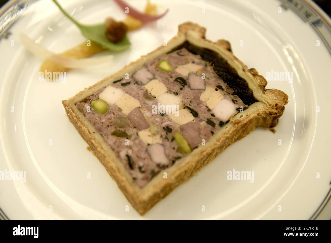Champignons sous les bois hi-res stock photography and images - Alamy