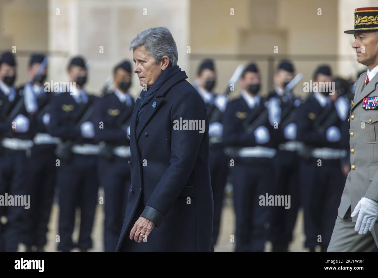 Porte drapeau militaire hi-res stock photography and images - Alamy