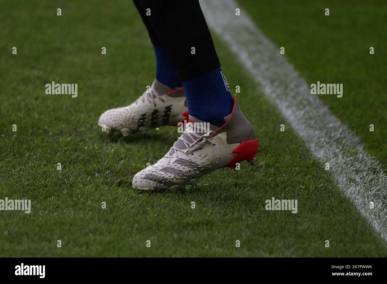 Chaussures de football hi-res stock photography and images - Alamy