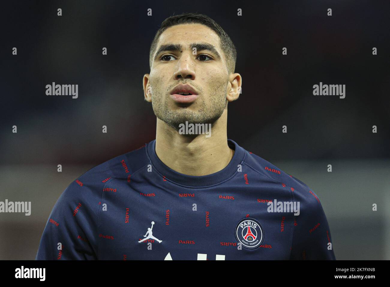 ©Sebastien Muylaert/MAXPPP - Achraf Hakimi of Paris Saint-Germain warms up before the UEFA ...