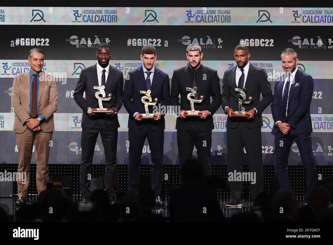 FikayoTomori, Giovanni Di Lorenzo, Theo Hernandez and Gleison Bremer ...