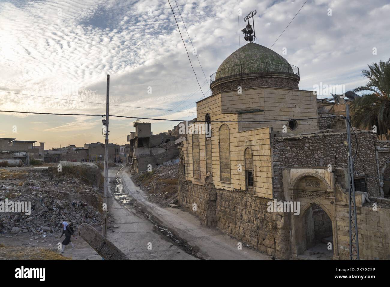 Mosquée dans la rue hi-res stock photography and images - Alamy