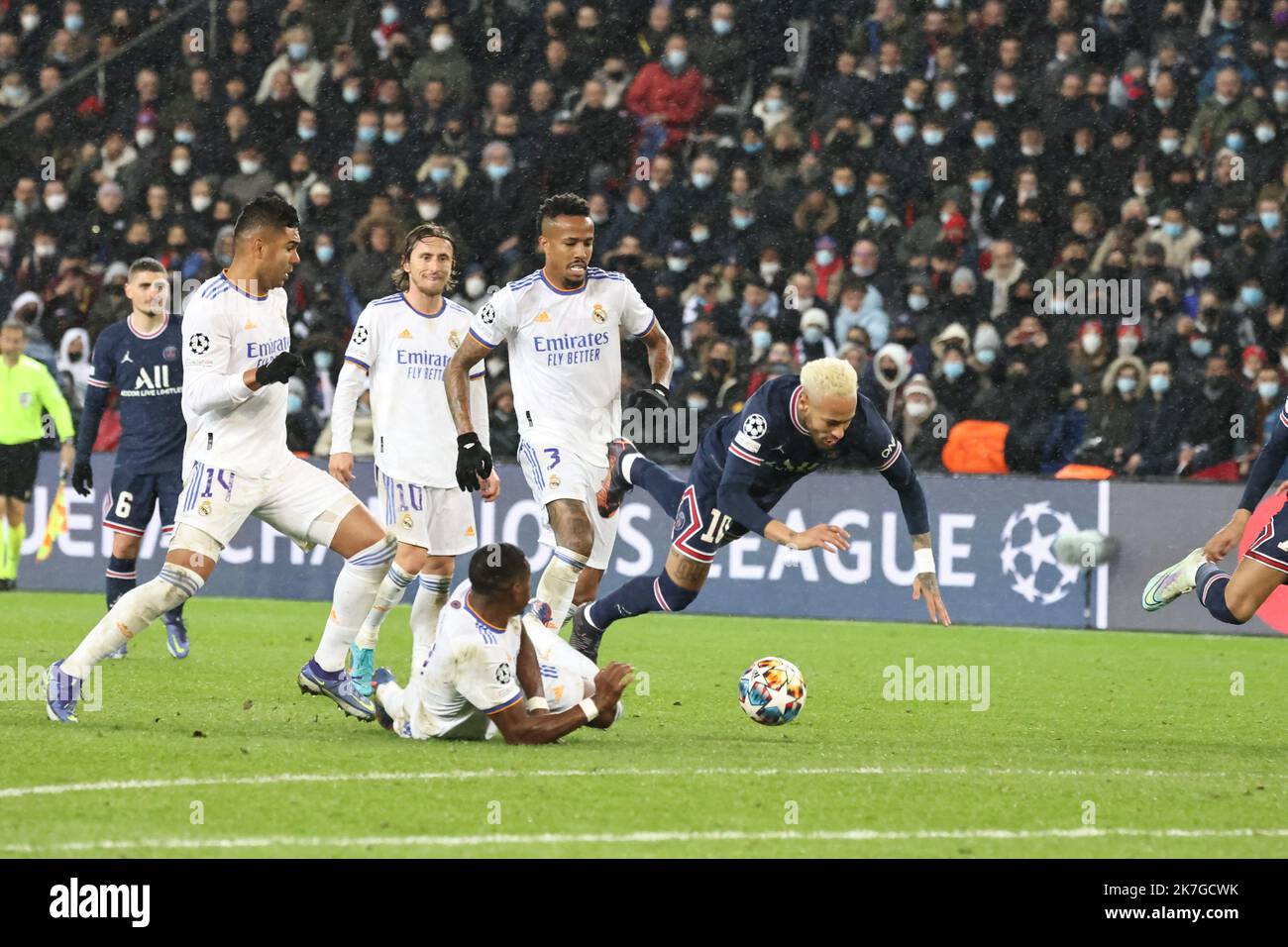 Real madrid psg 2022 hi-res stock photography and images - Alamy