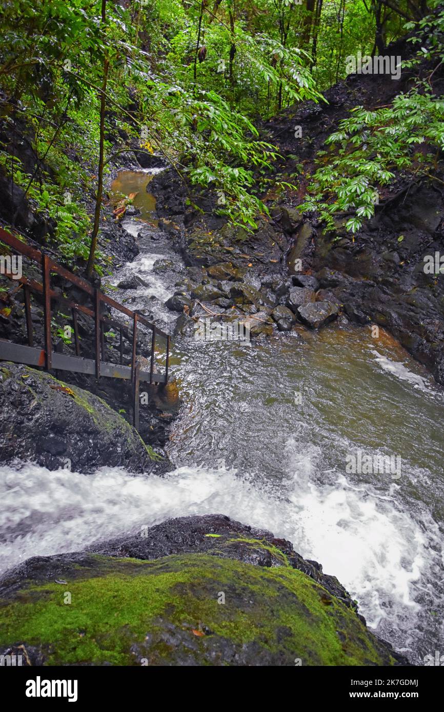 Waterfall Jaco Costa Rica, Catarastas Valle Encantado - Hidden ...