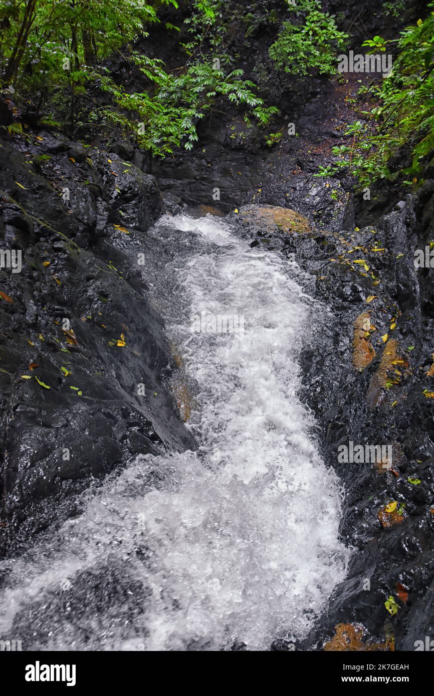 Waterfall Jaco Costa Rica, Catarastas Valle Encantado - Hidden ...
