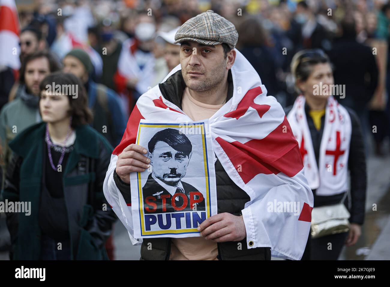 ©Sebastien Muylaert/MAXPPP - Paris 05/03/2022 Demonstrators take part ...