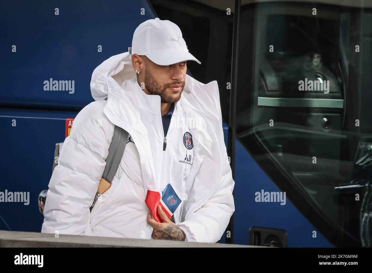Neymar psg bus hi-res stock photography and images - Alamy