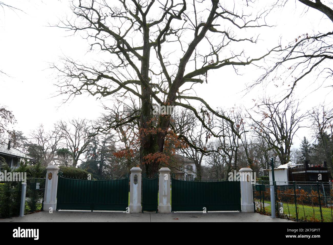 Plot division hi-res stock photography and images - Alamy