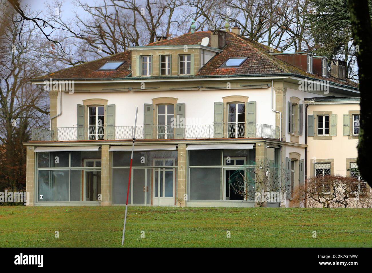 Plot division hi-res stock photography and images - Alamy