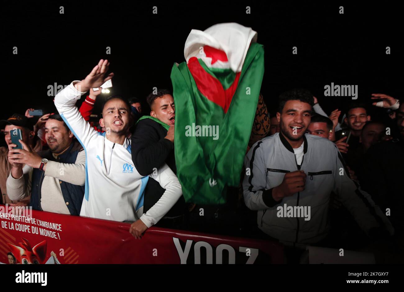 Match de foot algerie hi-res stock photography and images - Alamy