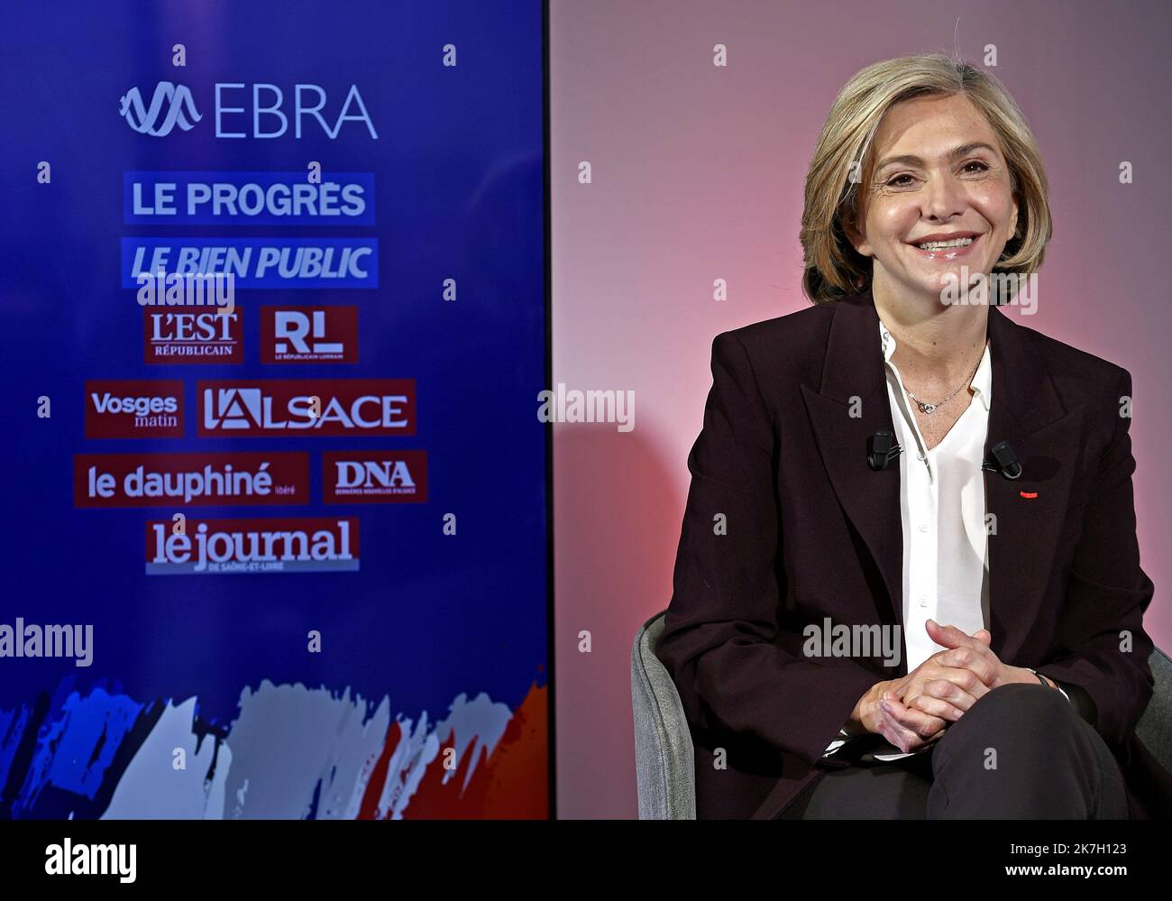 Groupe de lecteurs hi-res stock photography and images - Alamy