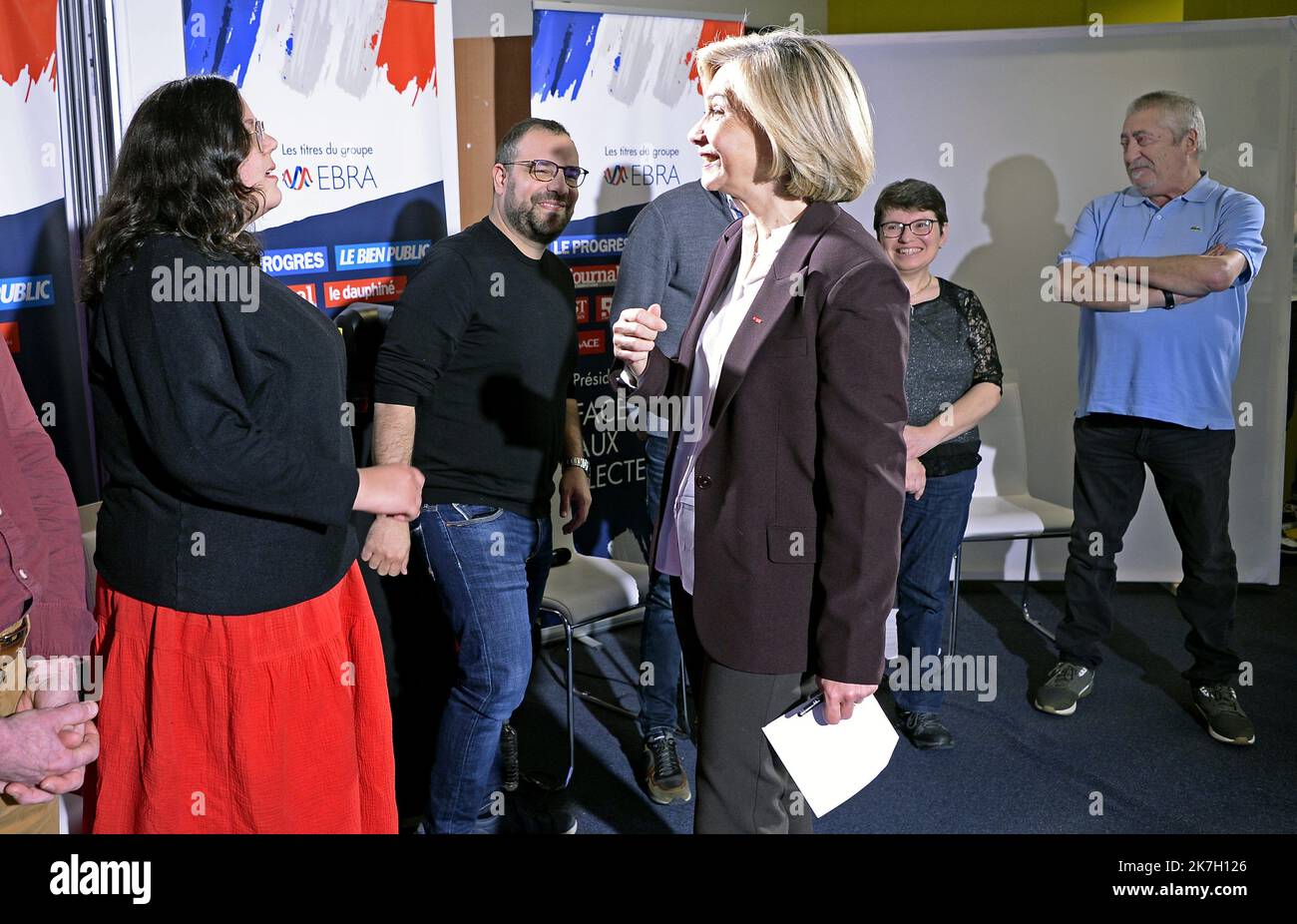 Groupe de lecteurs hi-res stock photography and images - Alamy