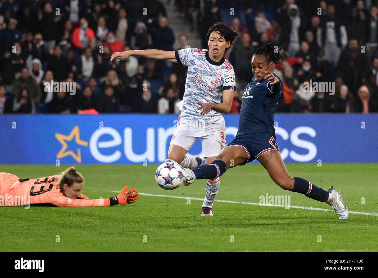 Marie antoinette katoto uwcl hi-res stock photography and images - Alamy