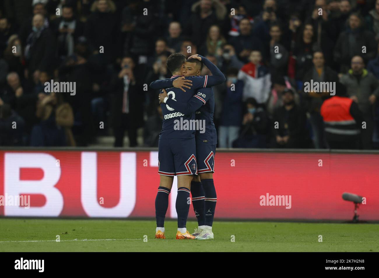 ©Sebastien Muylaert/MAXPPP - Paris 03/04/2022 Kylian Mbappe of Paris Saint-Germain reacts after ...