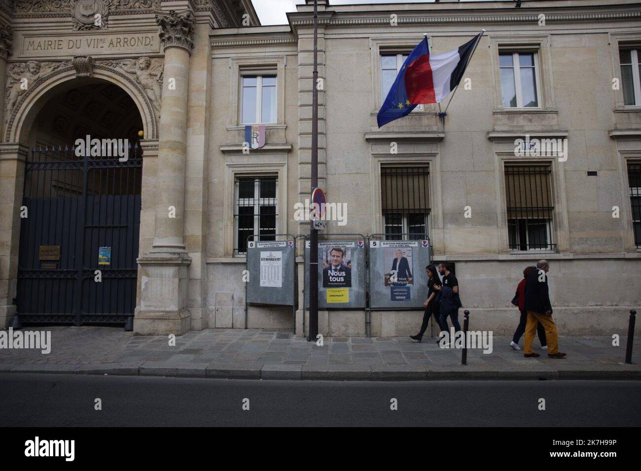Affiches marine le pen hi-res stock photography and images - Alamy