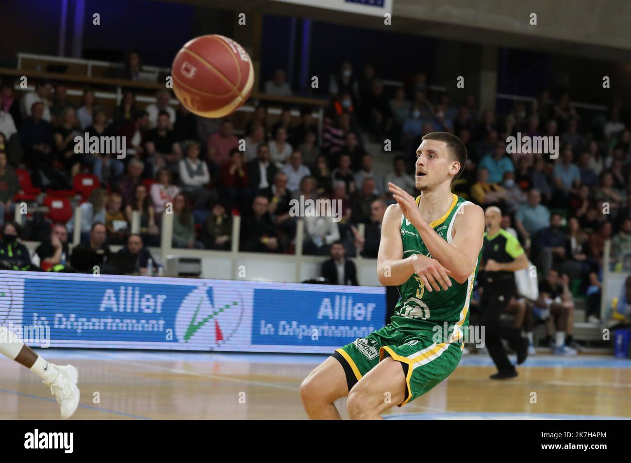 Thierry Larret / Maxppp. Basket Pro B: JA Vichy Clermont Metropole vs ...