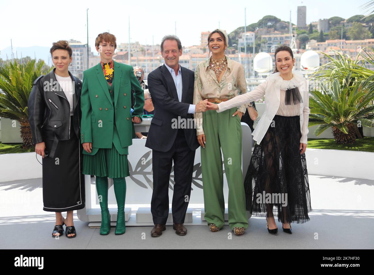 ©PHOTOPQR/NICE MATIN/SEBASTIEN BOTELLA ; Cannes ; 17/05/2022 ; Le jury ...