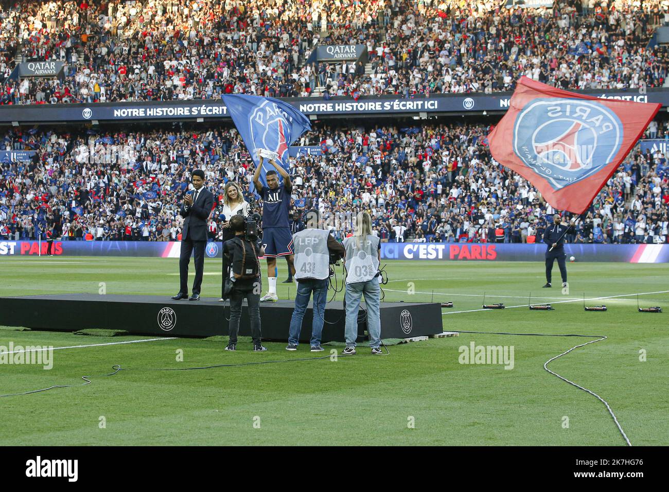 ©Sebastien Muylaert/MAXPPP - Paris 21/05/2022 Kylian Mbappe´ poses after extending his contract ...