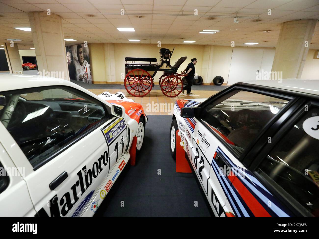 Voitures anciennes de collection hi-res stock photography and images ...