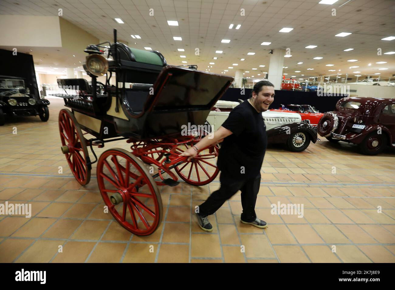 Voitures anciennes de collection hi-res stock photography and images ...